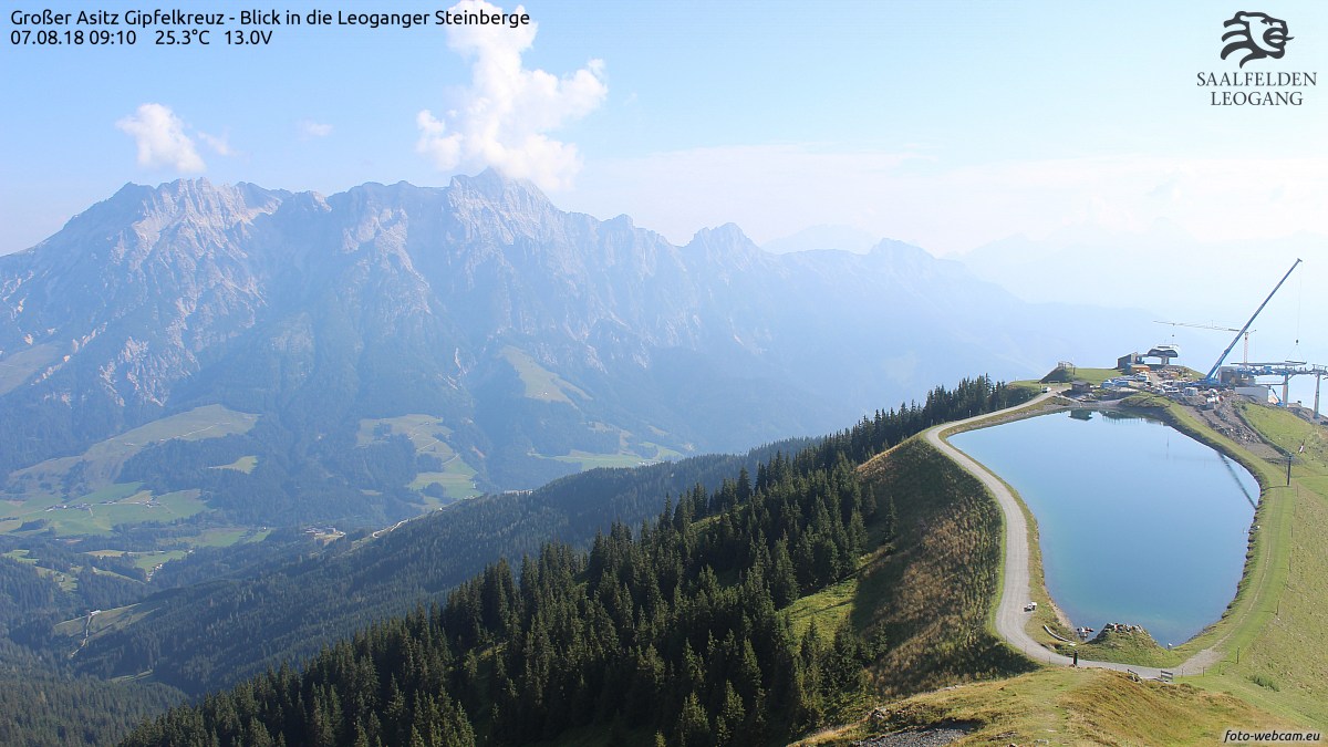 Großer Asitz Gipfelkreuz - Blick in die Leoganger Steinberge - Foto-Webcam.eu