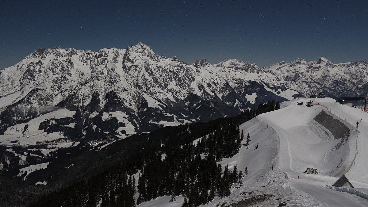 Großer Asitz Gipfelkreuz - Blick in die Leoganger Steinberge - Foto ...
