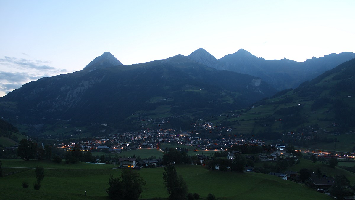 Matrei in Osttirol / Bethuberhof - Blick nach Norden - Foto-Webcam.eu