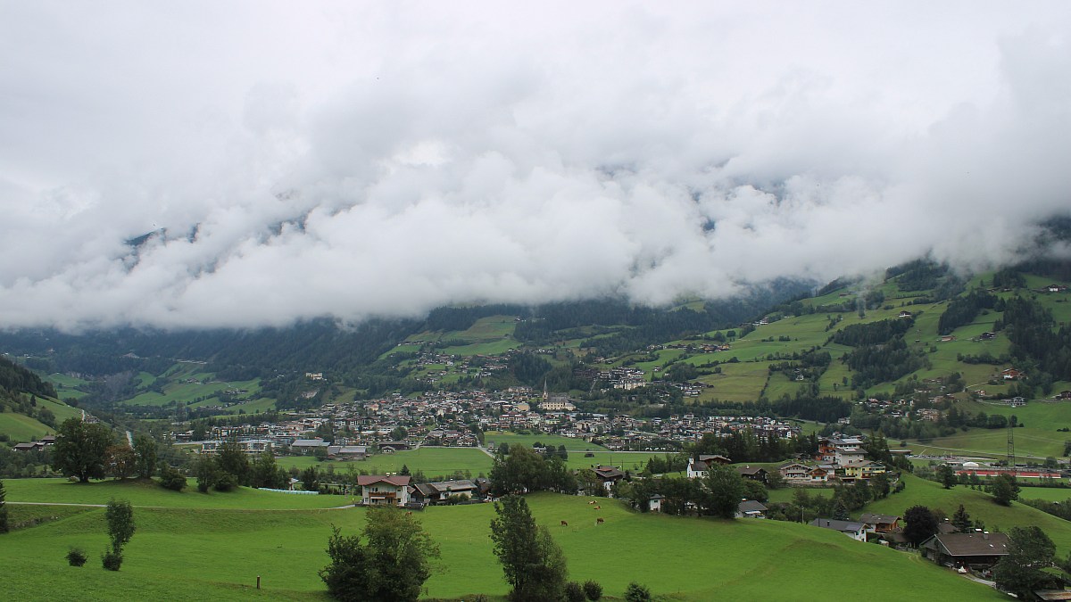 Matrei in Osttirol / Bethuberhof - Blick nach Norden - Foto-Webcam.eu