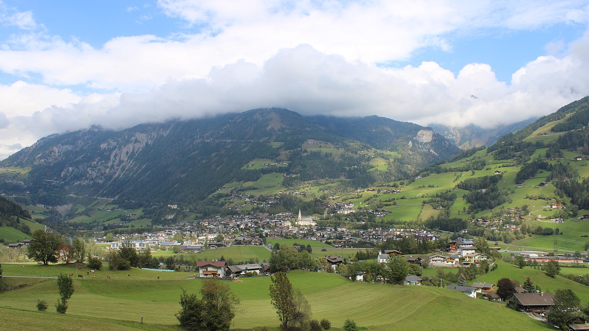 Matrei in Osttirol / Bethuberhof - Blick nach Norden - Foto-Webcam.eu