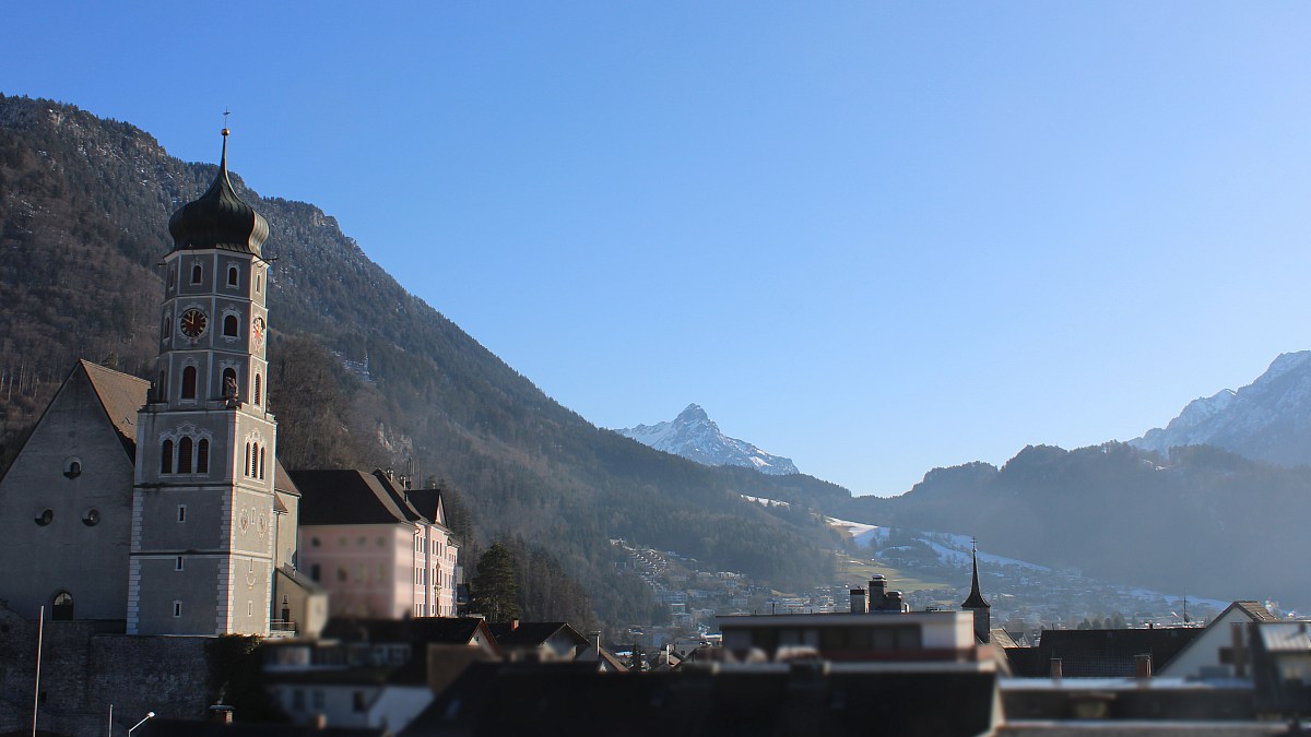 Bludenz - Blick nach Osten - Foto-Webcam.eu