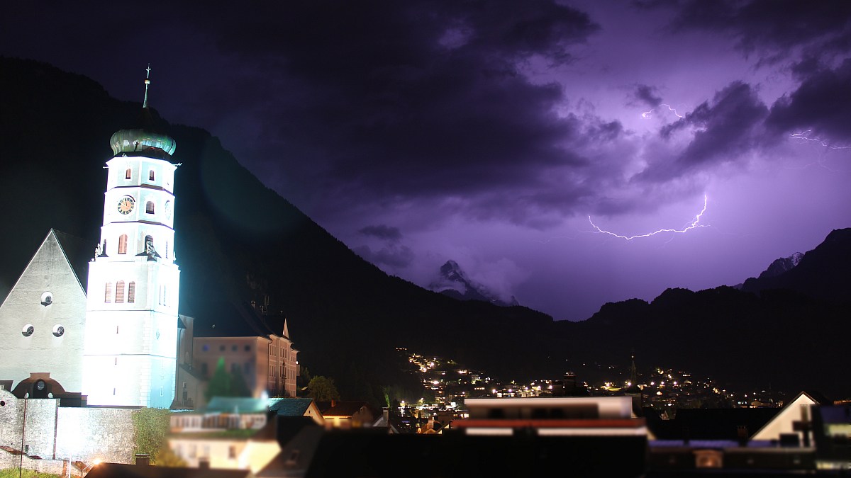 Bludenz - Blick nach Osten - Foto-Webcam.eu