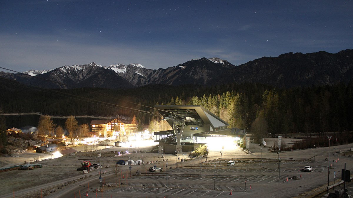Bayerische Zugspitzbahn - Seilbahn Zugspitze - Talstation - Foto-Webcam.eu