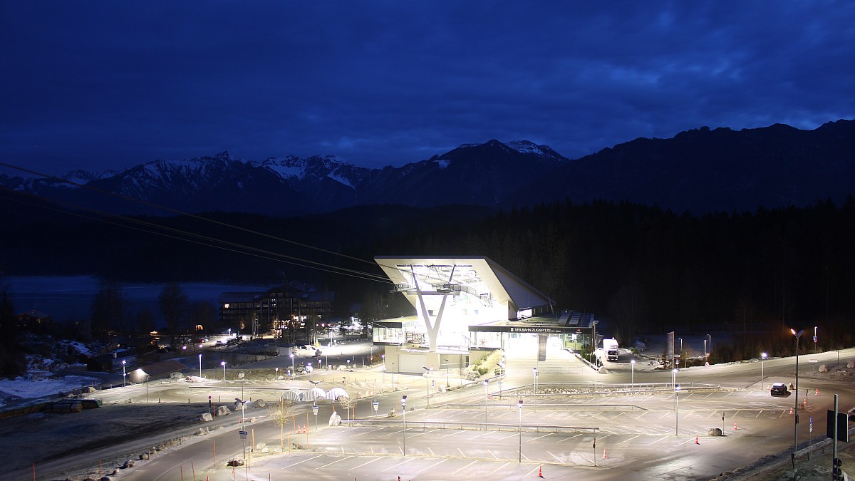 Bayerische Zugspitzbahn - Seilbahn Zugspitze - Talstation - Foto-Webcam.eu