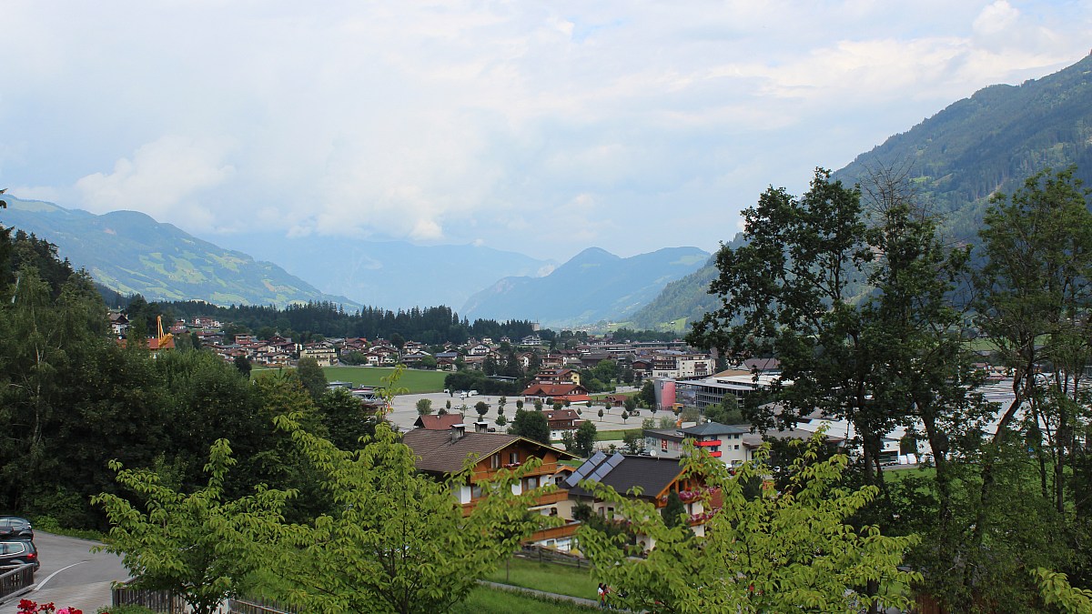 Kaltenbach - Zillertal - Blick nach Norden - Foto-Webcam.eu