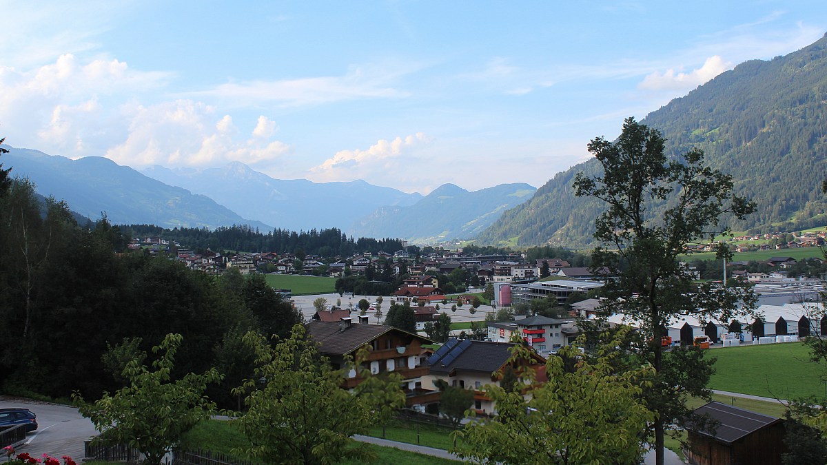 Kaltenbach - Zillertal - Blick nach Norden - Foto-Webcam.eu
