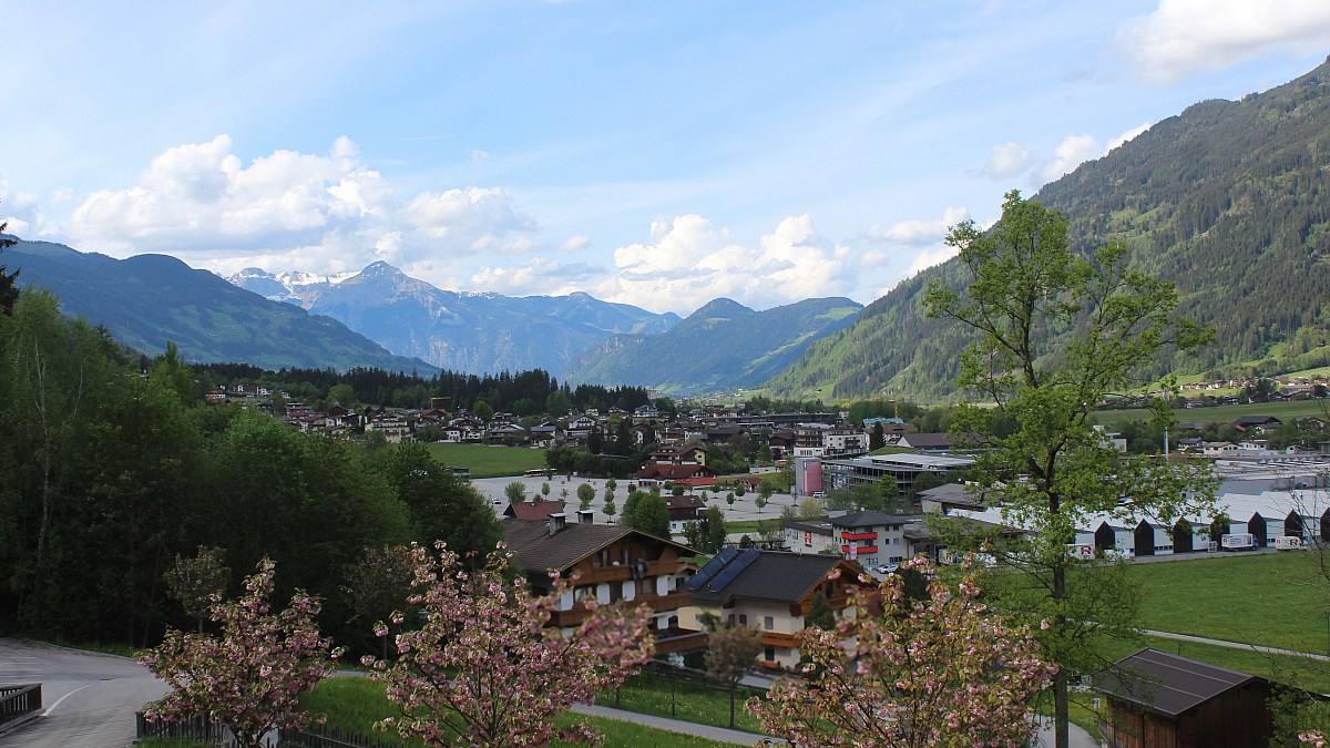 Kaltenbach - Zillertal - Blick nach Norden - Foto-Webcam.eu