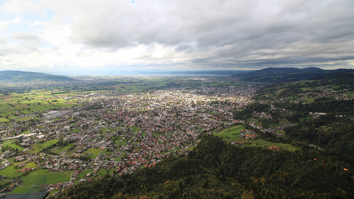 Dornbirn / Karren - Blick nach Nordwesten zum Bodensee - Foto-Webcam.eu