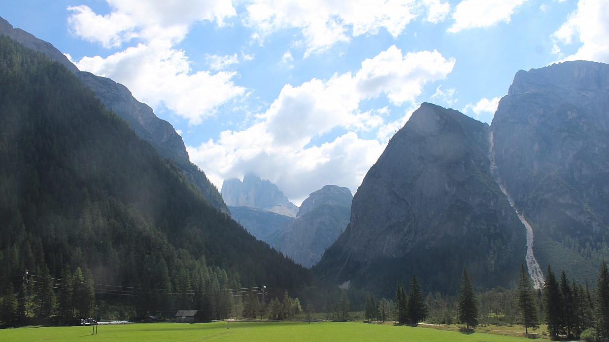 Toblach / Dobbiaco - Drei-Zinnen-Blick / Vista Tre Cime / View of the ...