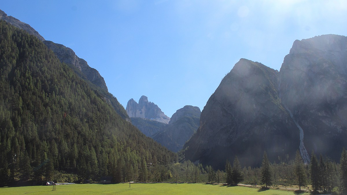 Toblach / Dobbiaco - Drei-Zinnen-Blick / Vista Tre Cime / View of the ...