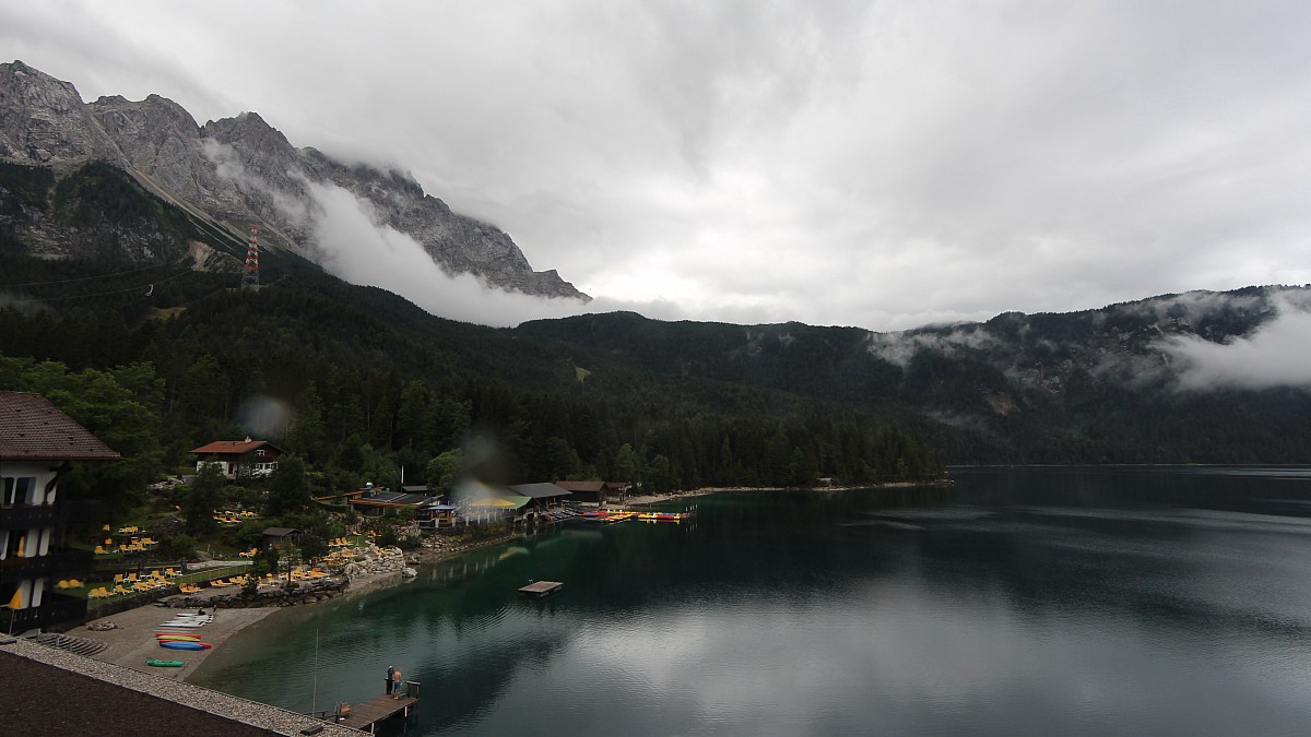 Eibsee-Hotel - Grainau - Blick nach Südwesten zur Zugspitze - Foto ...