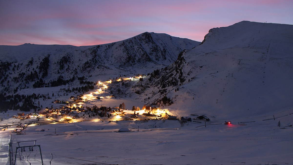 Heidi Alm Falkert - Blick nach Westen zum Falkertspitz - Foto-Webcam.eu