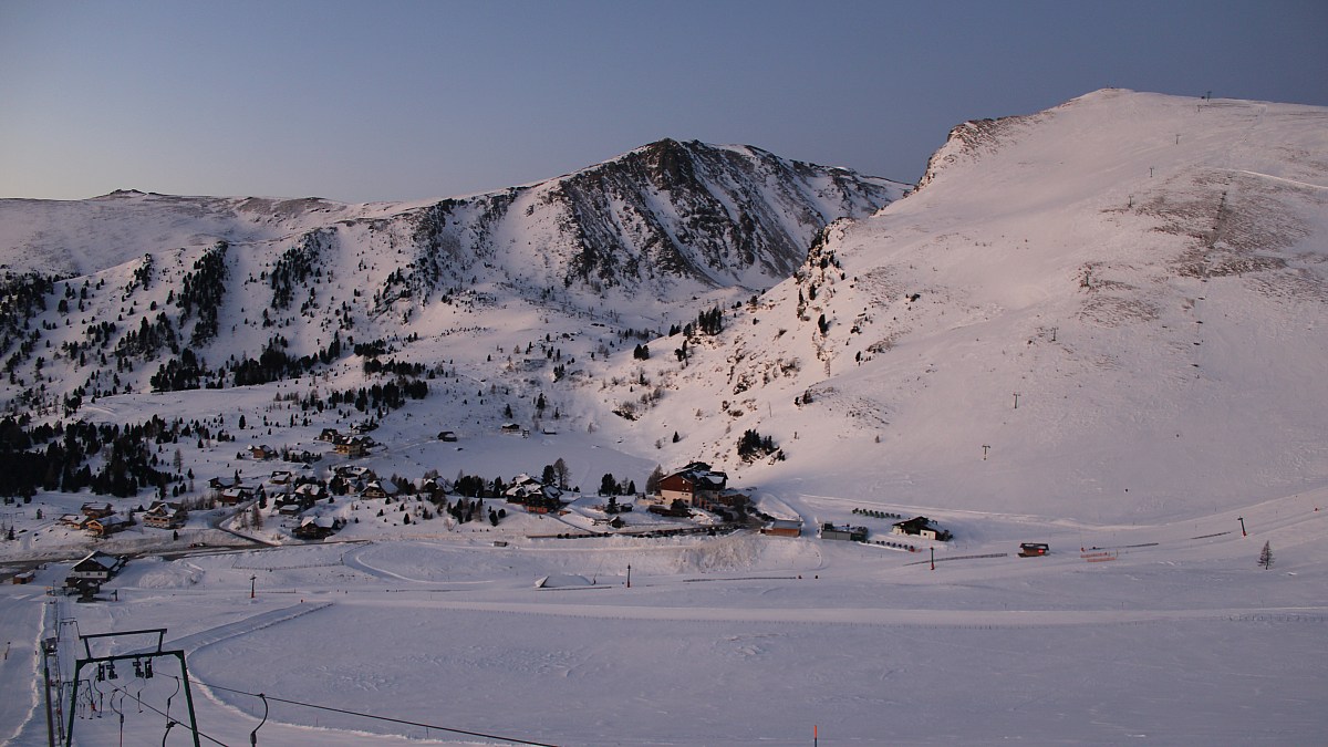 Heidi Alm Falkert - Blick nach Westen zum Falkertspitz - Foto-Webcam.eu