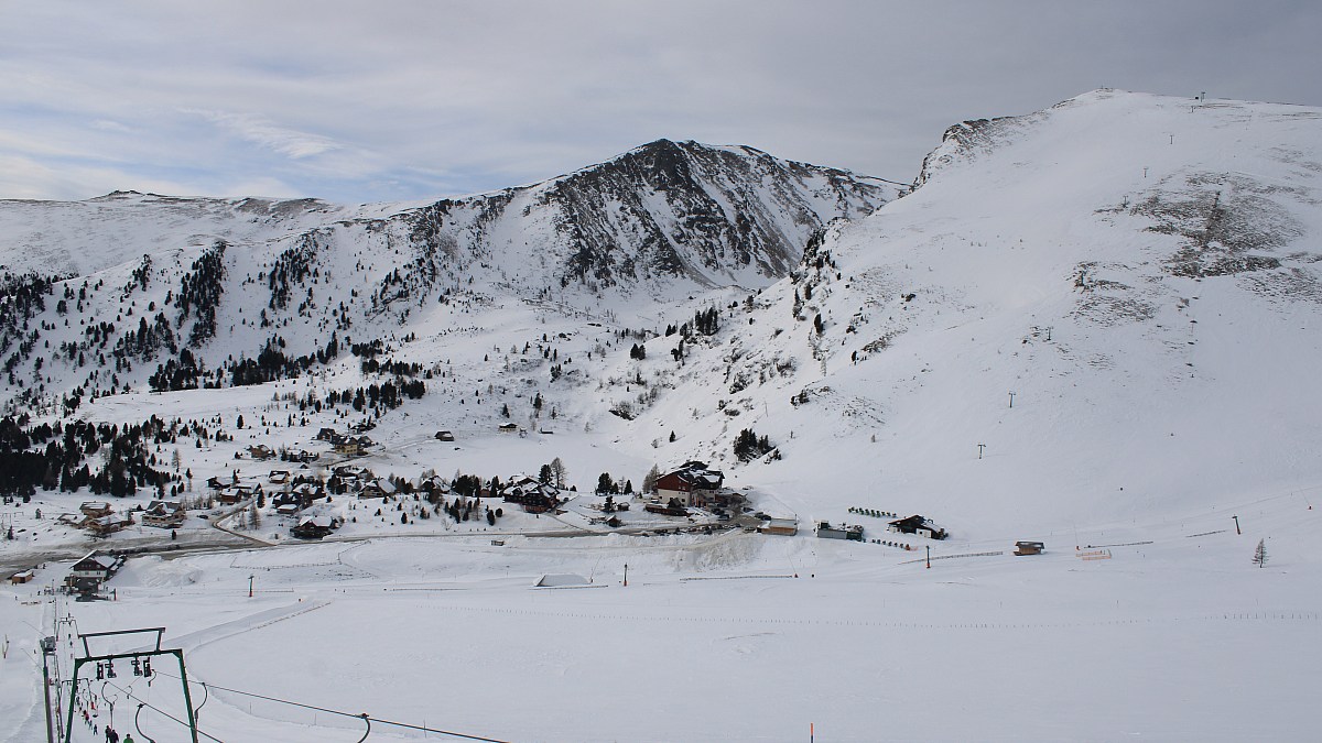 Heidi Alm Falkert - Blick nach Westen zum Falkertspitz - Foto-Webcam.eu