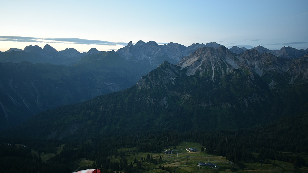 Fellhornbahn Gipfelstation - Oberstdorf - Blick nach Südosten - Foto ...