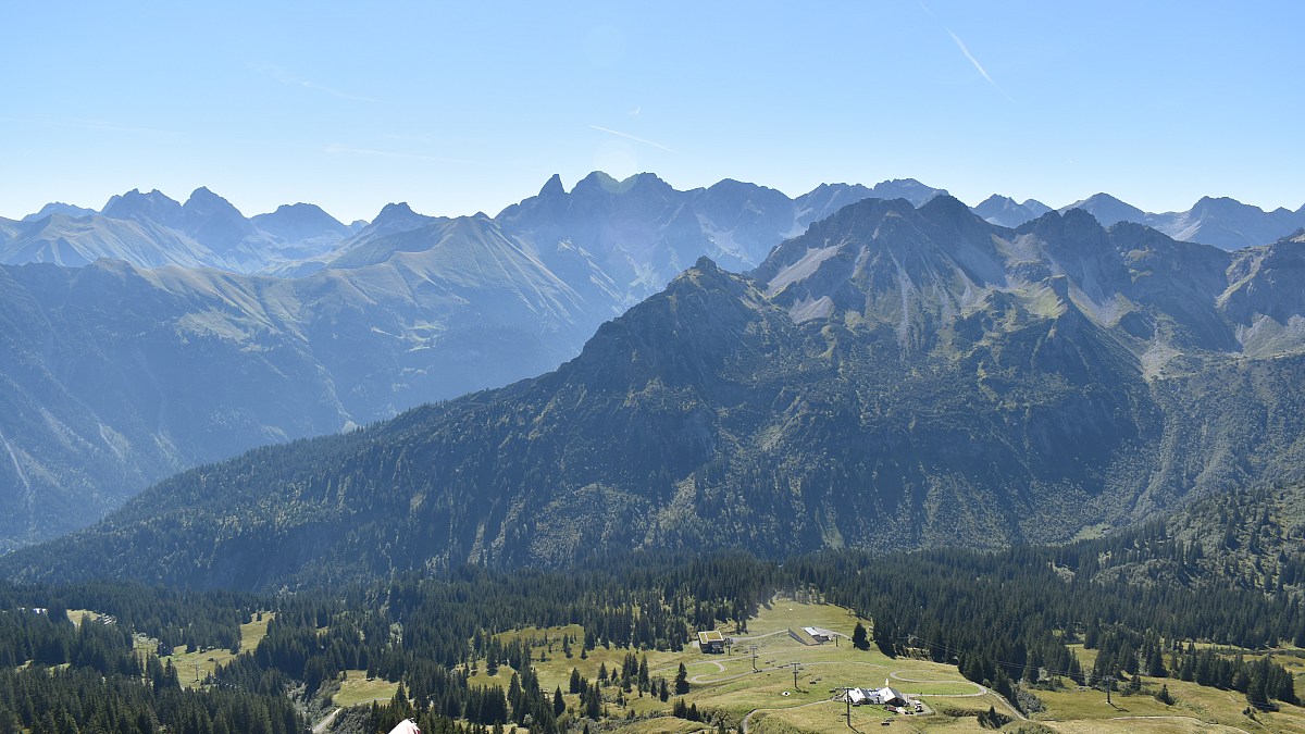 Fellhornbahn Gipfelstation - Oberstdorf - Blick nach Südosten - Foto ...