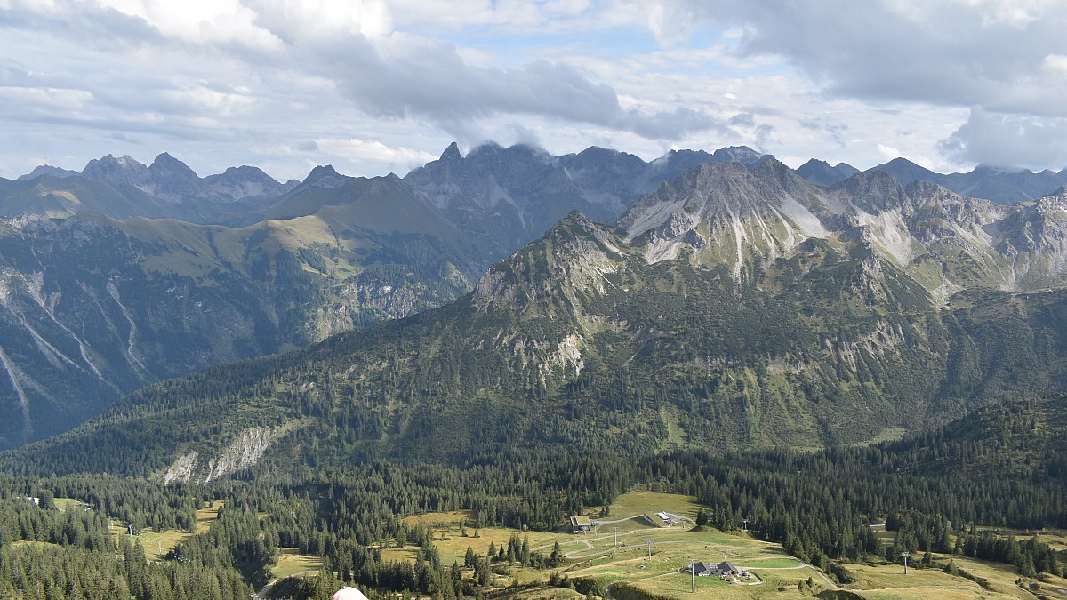 Fellhornbahn Gipfelstation - Oberstdorf - Blick nach Südosten - Foto ...