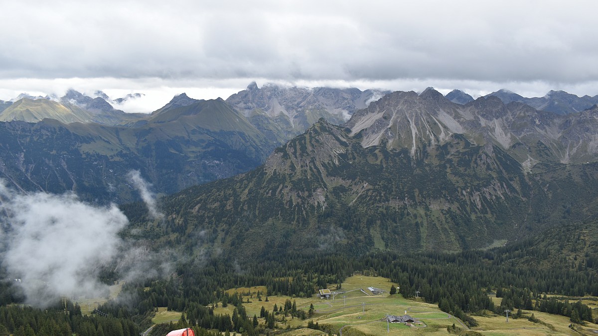 Fellhornbahn Gipfelstation - Oberstdorf - Blick nach Südosten - Foto ...