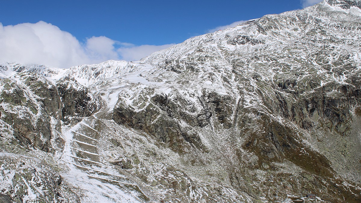 Mölltaler Gletscher / Bergstation Schwarzkopflift - Blick nach ...