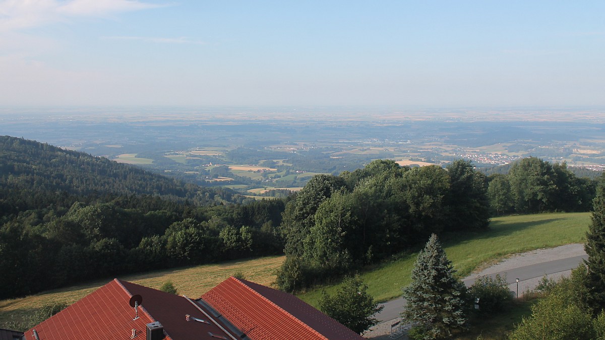 Grandsberg - Schwarzach / Bayerischer Wald - Blick nach Süden zur ...