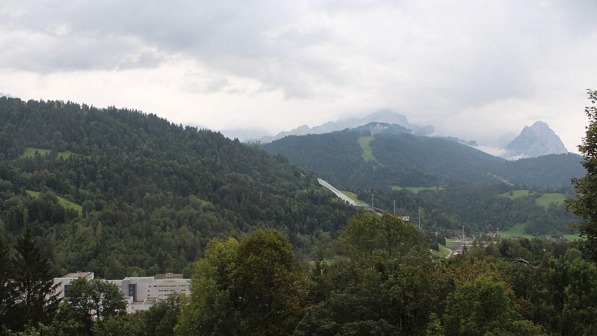 Gsteig - Blick zur Zugspitze - Foto-Webcam.eu