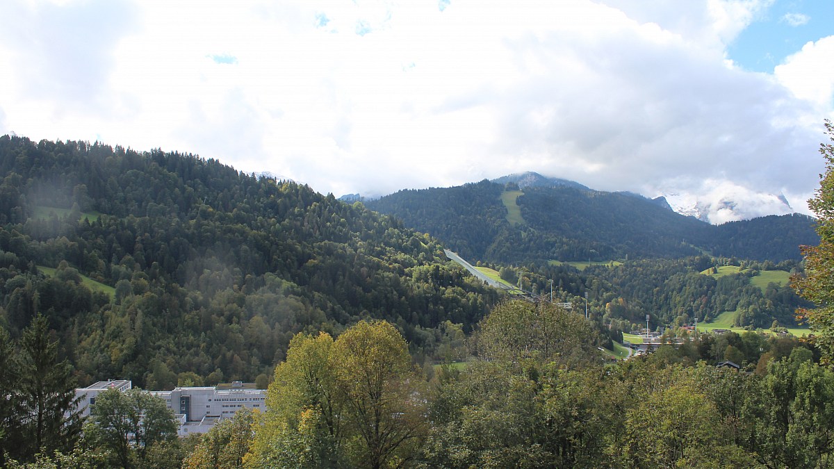 Gsteig - Blick zur Zugspitze - Foto-Webcam.eu