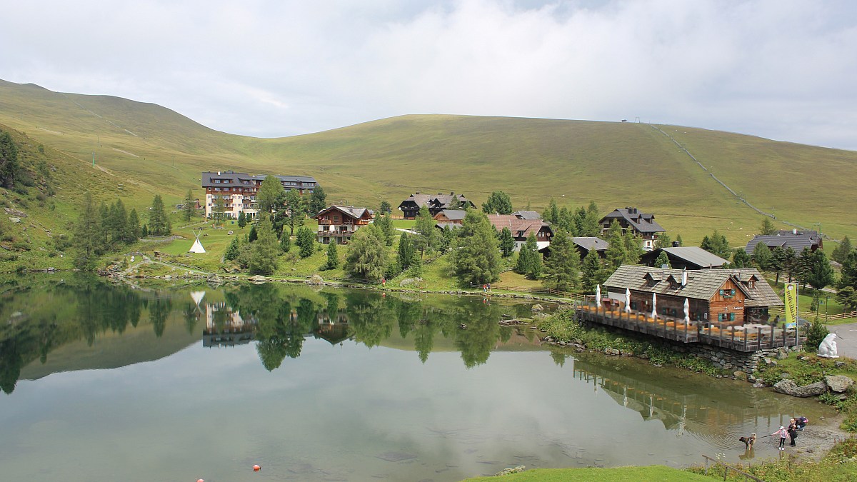 Falkertsee - Blick nach Norden zum Heidi-Hotel - Foto-Webcam.eu