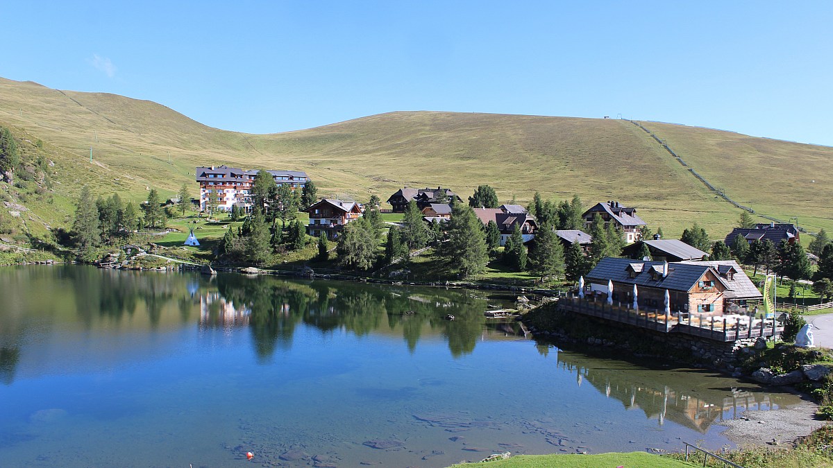 Falkertsee - Blick nach Norden zum Heidi-Hotel - Foto-Webcam.eu