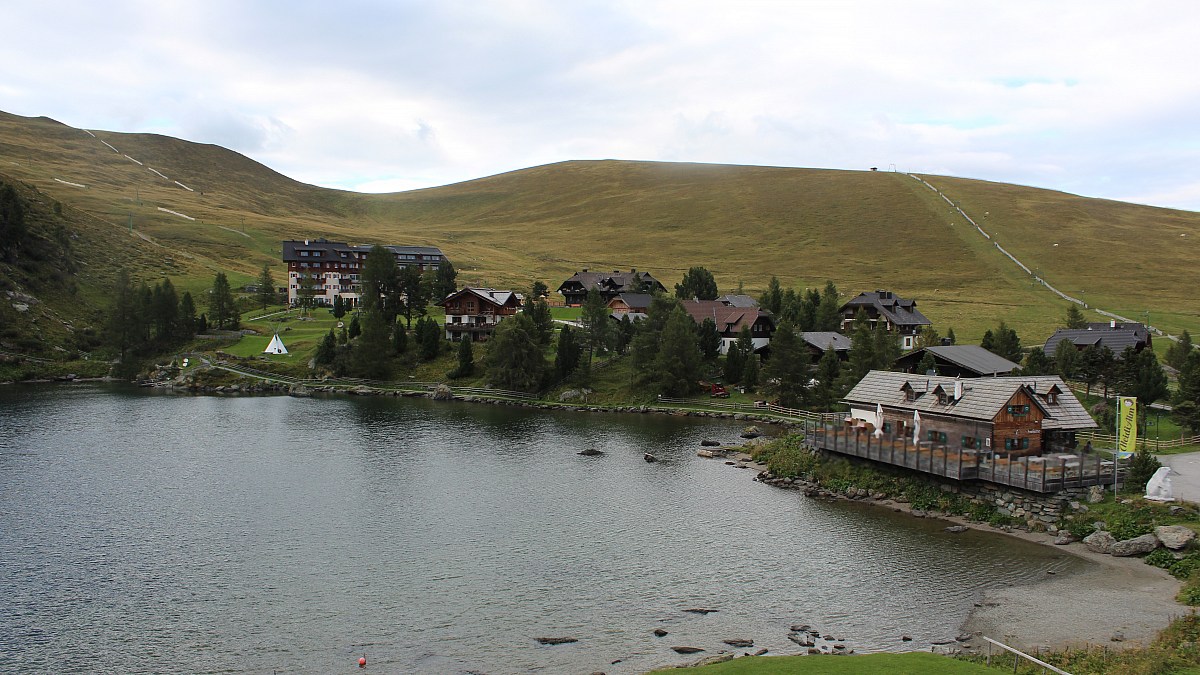 Falkertsee - Blick nach Norden zum Heidi-Hotel - Foto-Webcam.eu