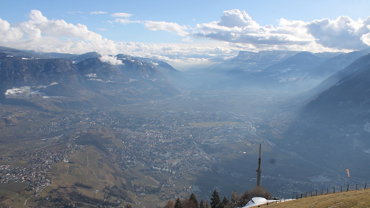 Berggasthaus Hochmuth - Dorf Tirol / Meran - Blick nach Südosten - Foto ...