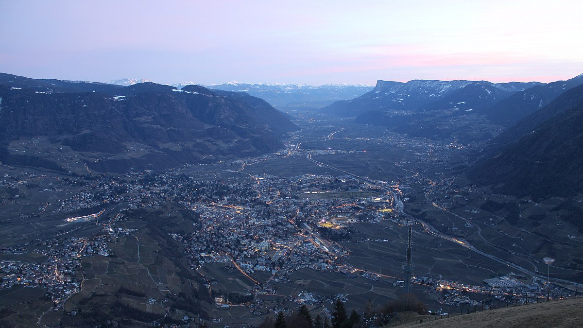 Berggasthaus Hochmuth - Dorf Tirol / Meran - Blick nach Südosten - Foto ...