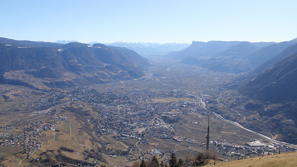 Berggasthaus Hochmuth - Dorf Tirol / Meran - Blick nach Südosten - Foto ...