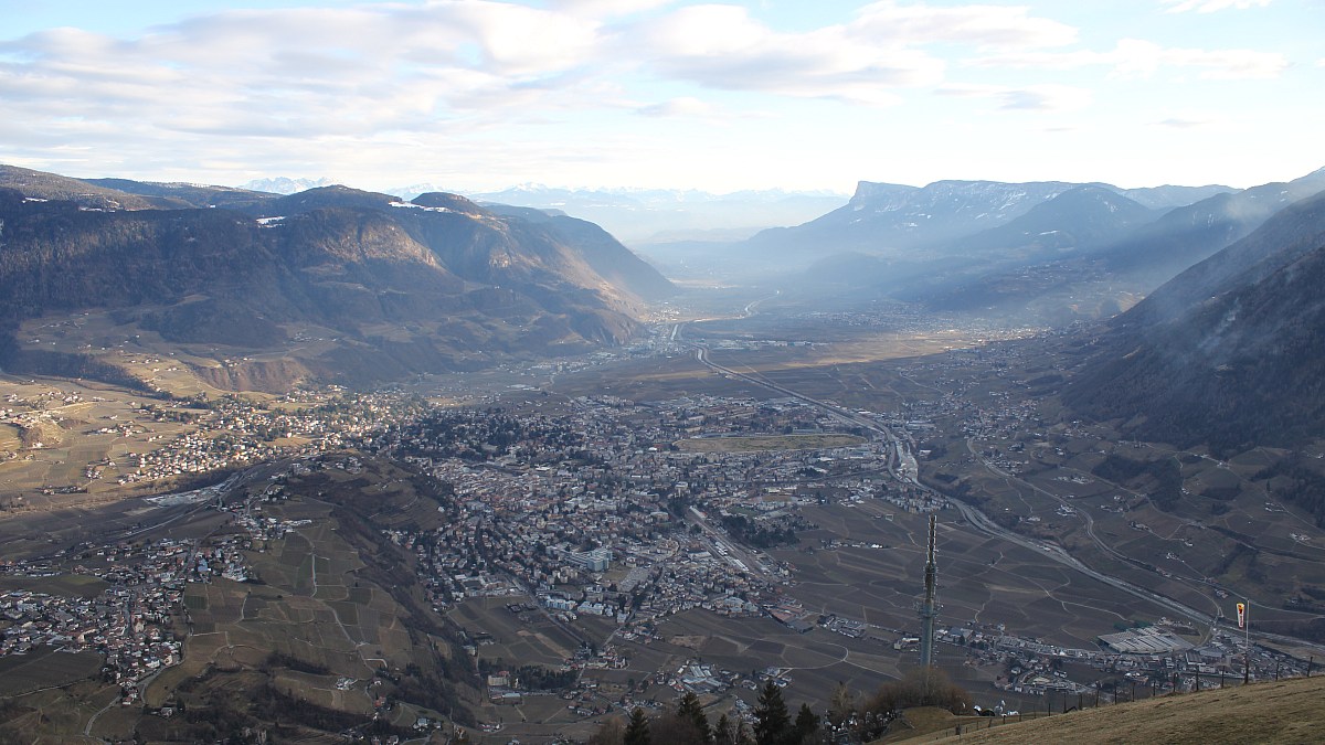 Berggasthaus Hochmuth - Dorf Tirol / Meran - Blick nach Südosten - Foto ...