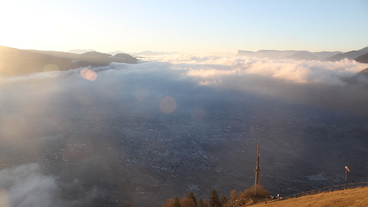 Berggasthaus Hochmuth - Dorf Tirol / Meran - Blick nach Südosten - Foto ...