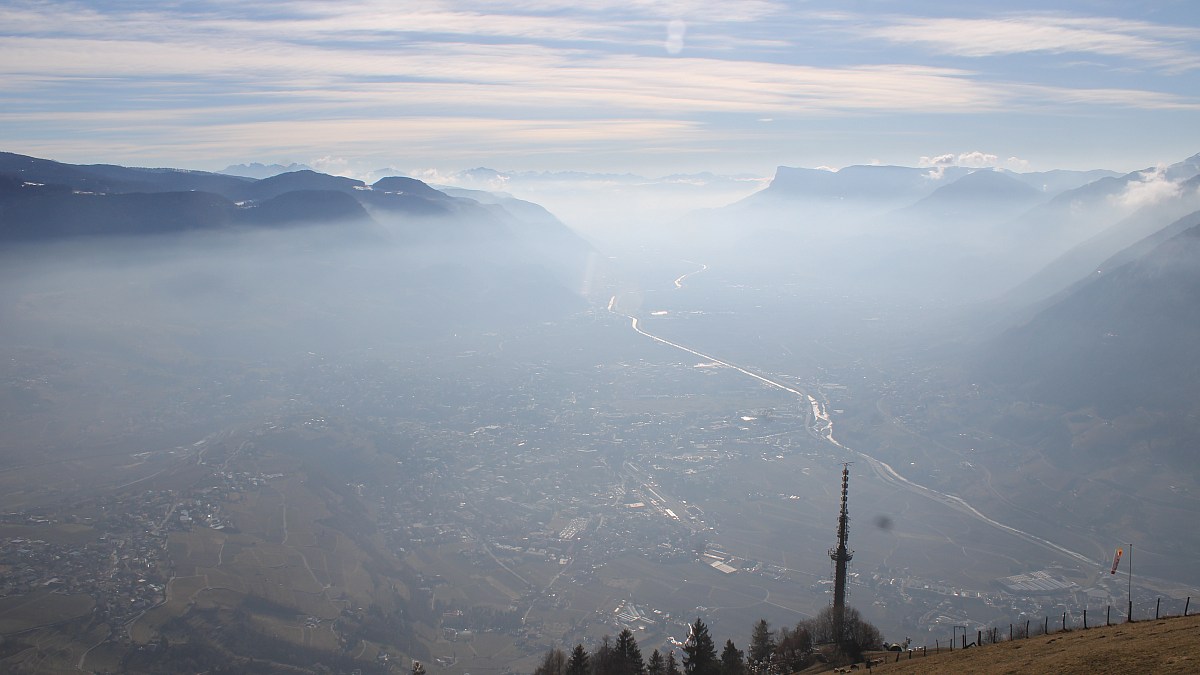 Berggasthaus Hochmuth - Dorf Tirol / Meran - Blick nach Südosten - Foto ...