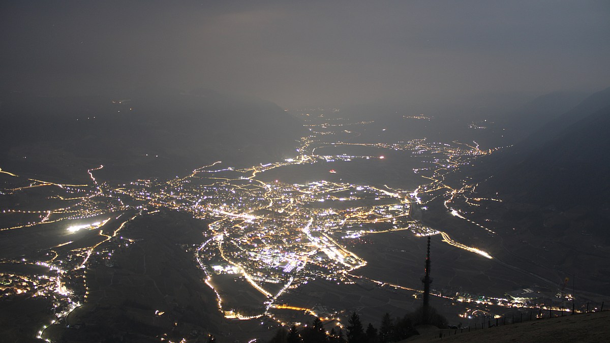 Berggasthaus Hochmuth - Dorf Tirol / Meran - Blick nach Südosten - Foto ...