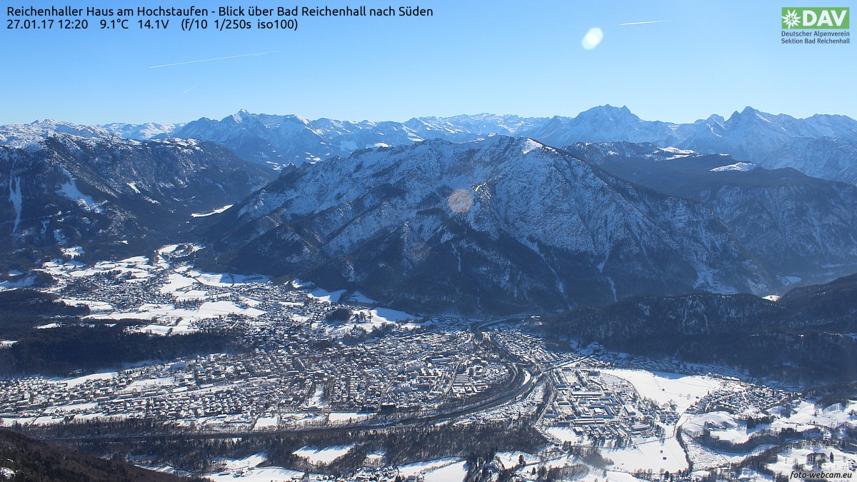 Reichenhaller Haus am Hochstaufen - Blick über Bad Reichenhall nach ...