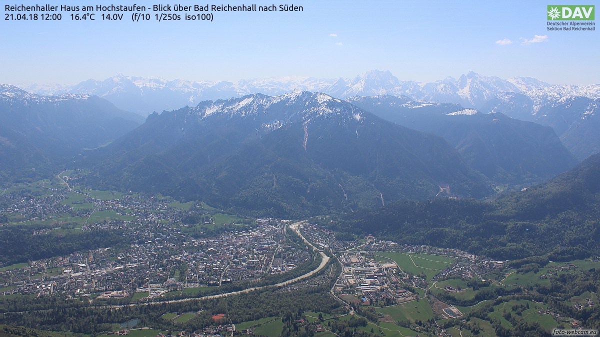 Reichenhaller Haus am Hochstaufen - Blick über Bad Reichenhall nach ...