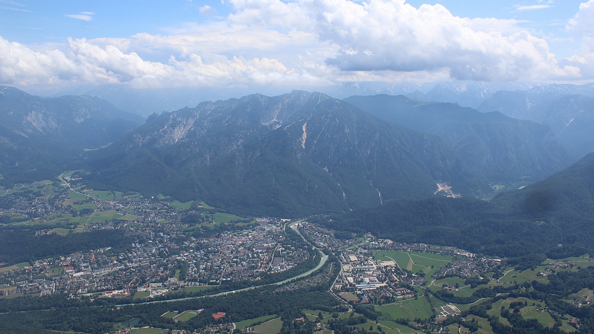 Reichenhaller Haus am Hochstaufen - Blick über Bad Reichenhall nach ...
