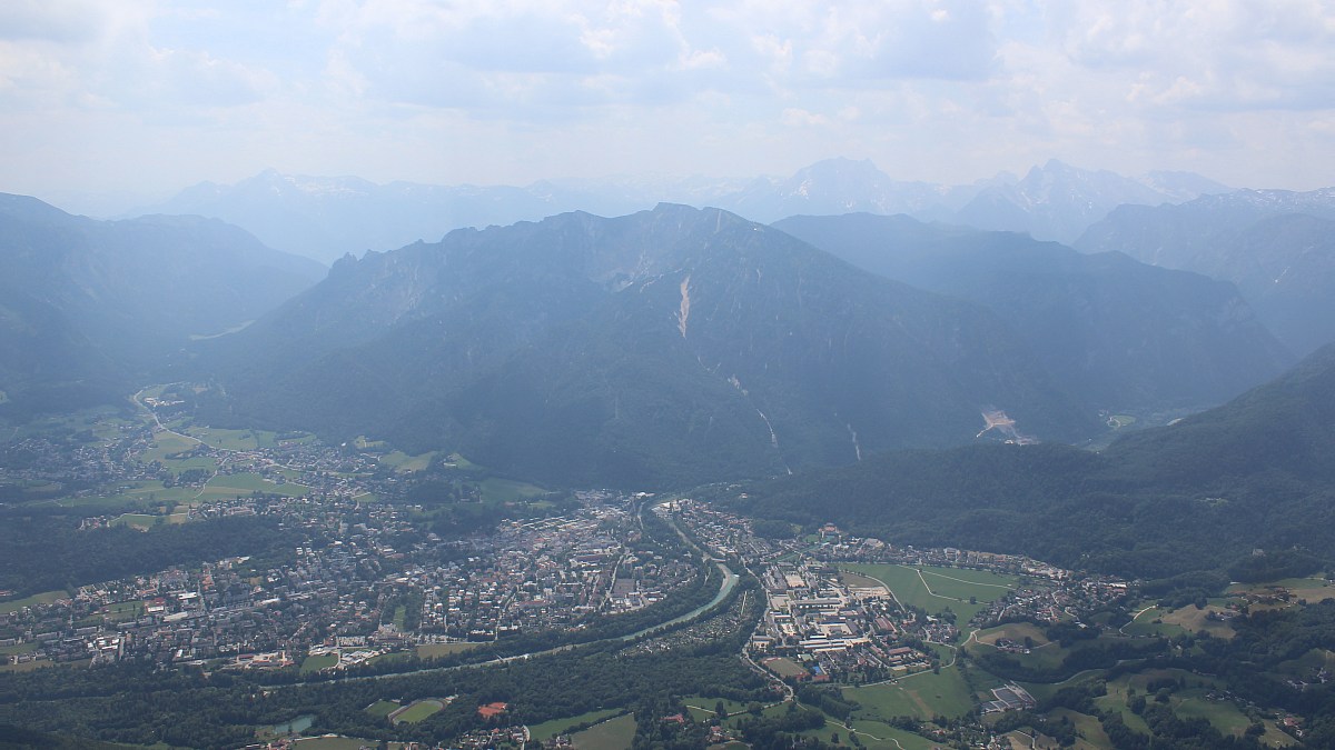Reichenhaller Haus am Hochstaufen - Blick über Bad Reichenhall nach ...