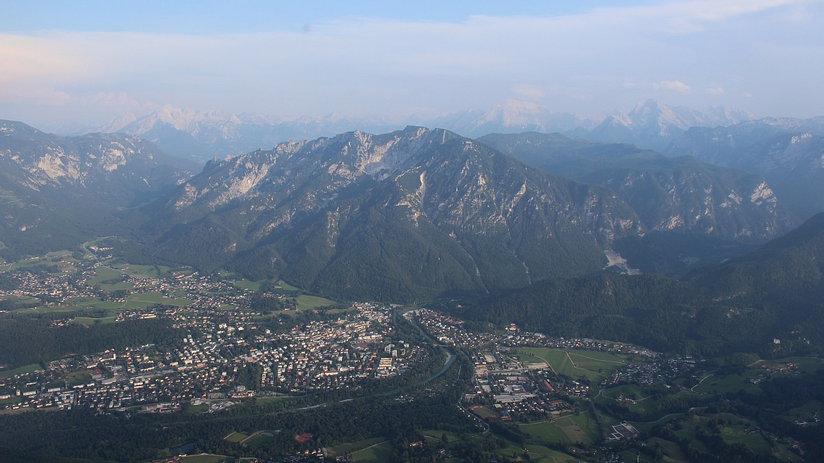 Reichenhaller Haus am Hochstaufen - Blick über Bad Reichenhall nach ...