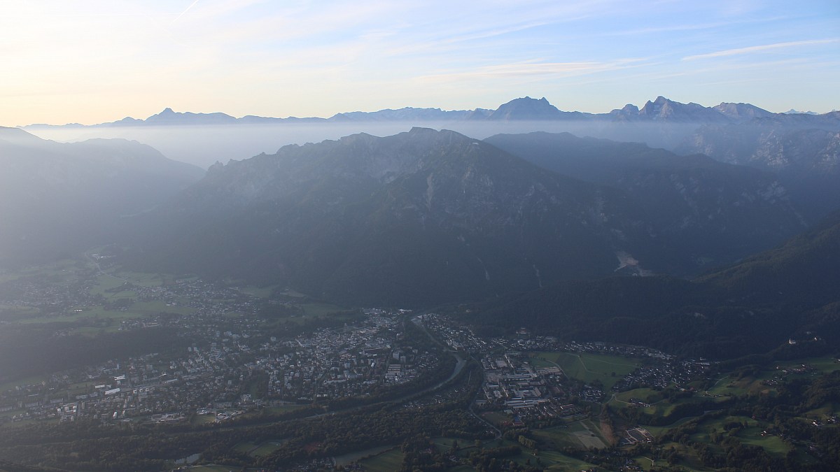 Reichenhaller Haus am Hochstaufen - Blick über Bad Reichenhall nach ...