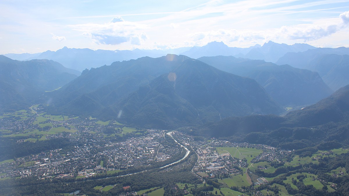 Reichenhaller Haus am Hochstaufen - Blick über Bad Reichenhall nach ...