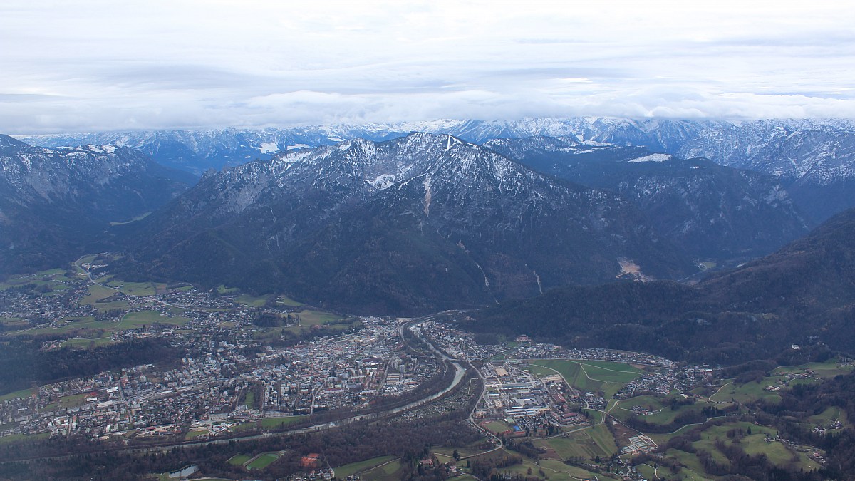 Reichenhaller Haus am Hochstaufen - Blick über Bad Reichenhall nach ...