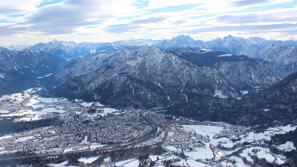 Reichenhaller Haus am Hochstaufen - Blick über Bad Reichenhall nach ...