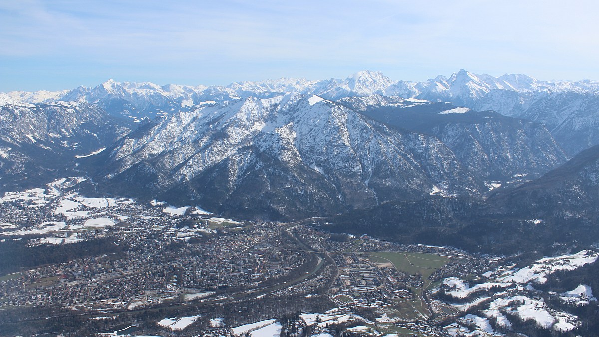 Reichenhaller Haus am Hochstaufen - Blick über Bad Reichenhall nach ...