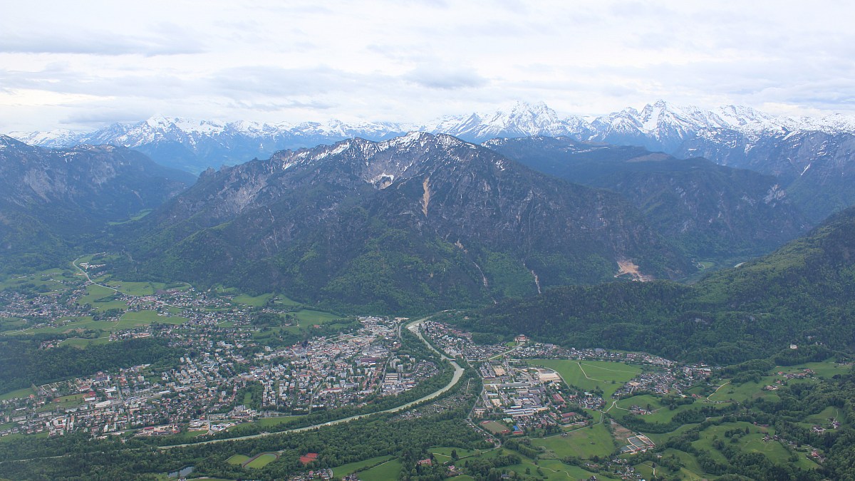 Reichenhaller Haus am Hochstaufen - Blick über Bad Reichenhall nach ...