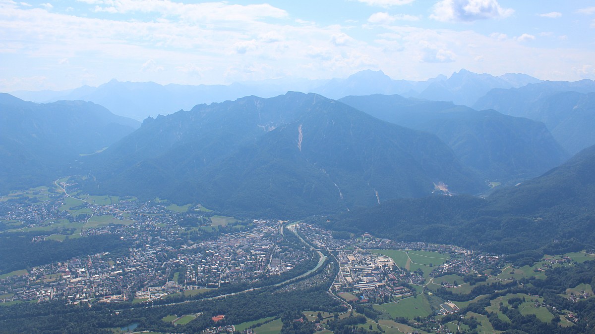 Reichenhaller Haus am Hochstaufen - Blick über Bad Reichenhall nach ...