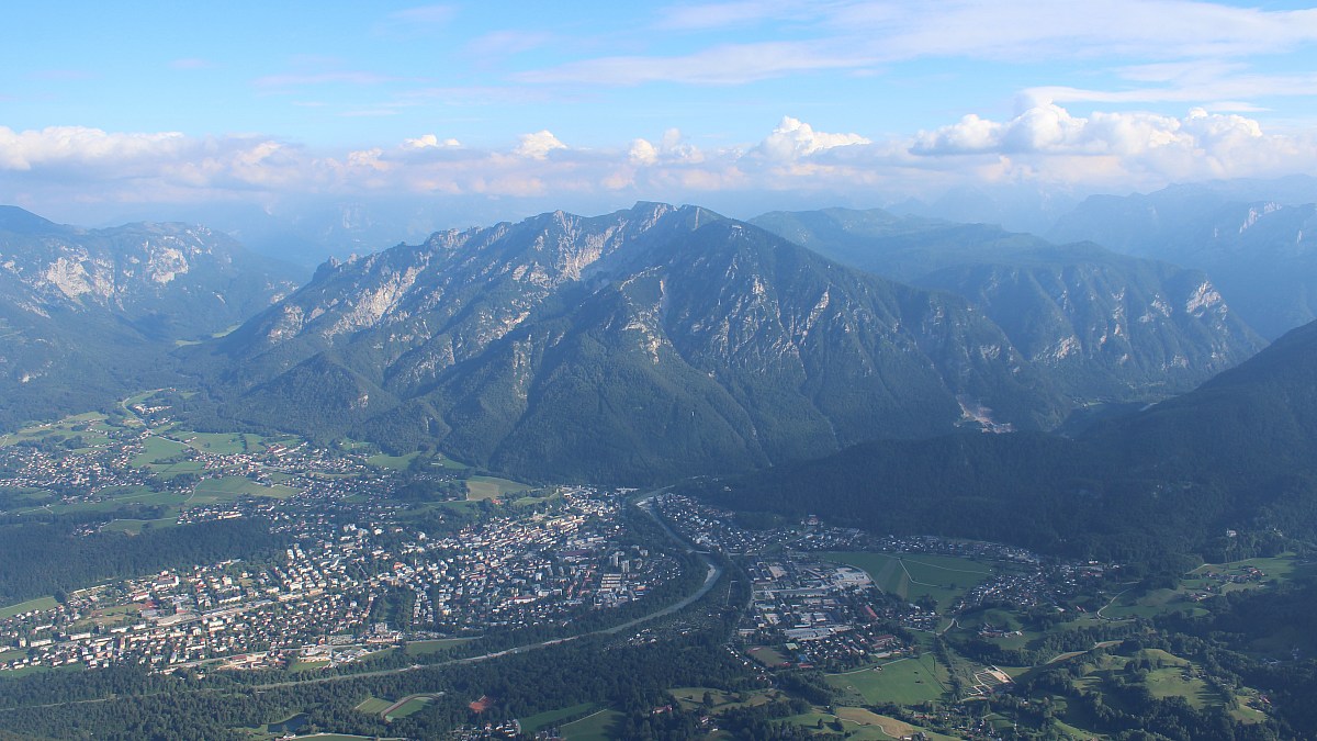 Reichenhaller Haus am Hochstaufen - Blick über Bad Reichenhall nach ...